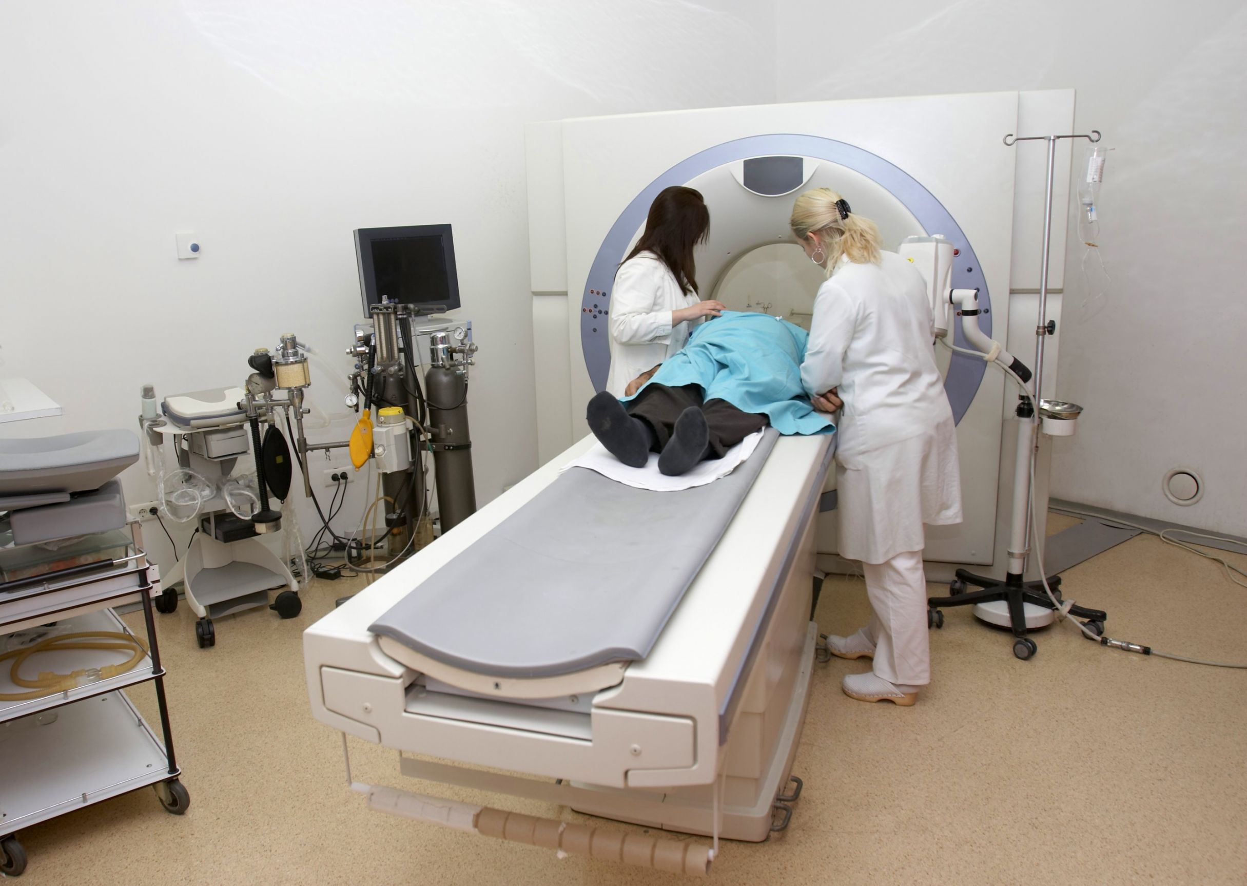 5 Factors to Consider Before You Choose an MRI Center - Health And ...